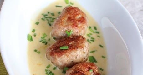 Carole's Chatter: Sausage 'Golf' Balls with Mustard Sauce