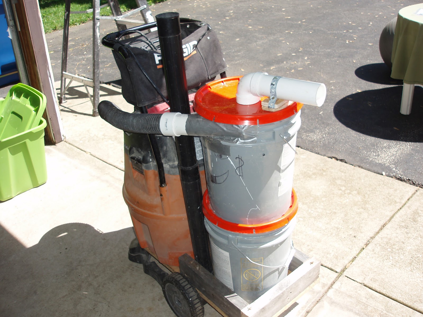 Homemade Conventional Cyclone Bucket Dust Collector/Separator Project DIY
