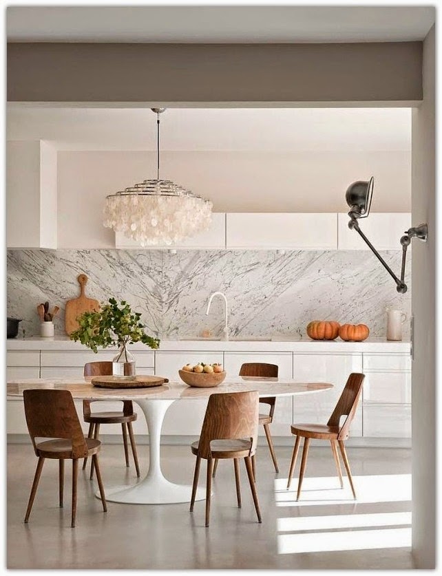 French villa from the ’80s