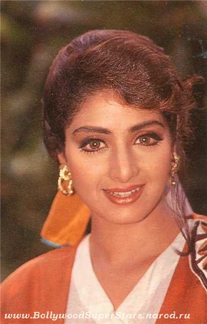 Sridevi: Sridevi on the sets of Laadla: As Baws: As Bride! 90s in ...
