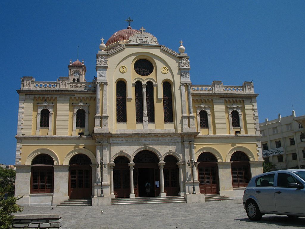 TU I ÓWDZIE: IRAKLION \ HERAKLION