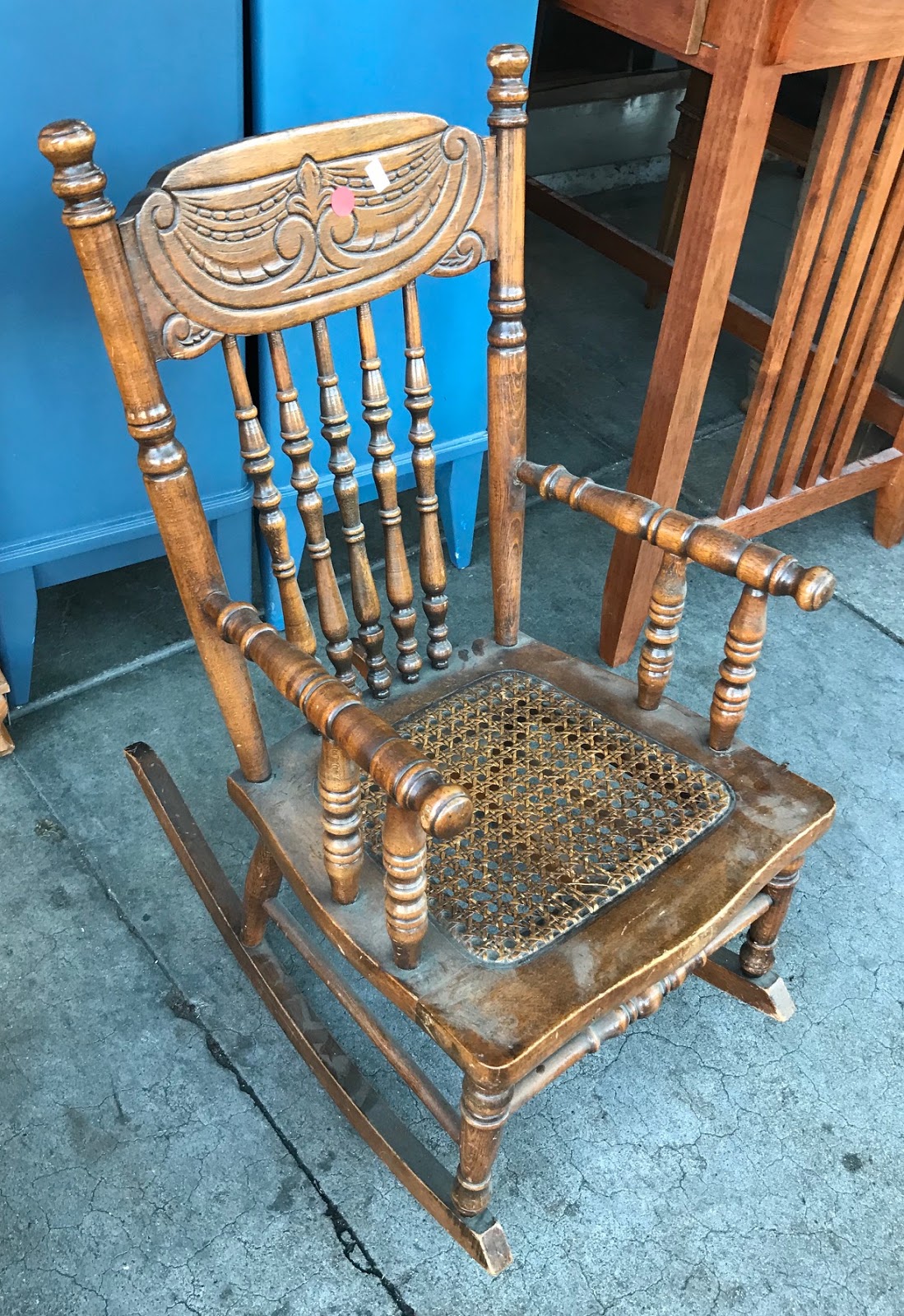 UHURU FURNITURE & COLLECTIBLES: SOLD #27041 Colonial Style 15” Wide ...