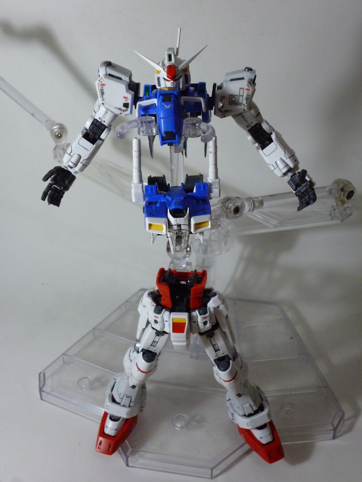 Sketsa Langit: Gunpla #24 - RG Gundam GP01 Zephyranthes Review