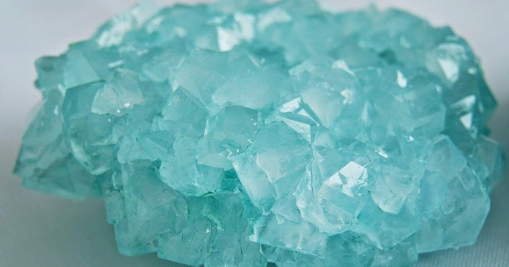 Borax Crystals: How to Grow Giant DIY Borax Crystals | Dans le Lakehouse