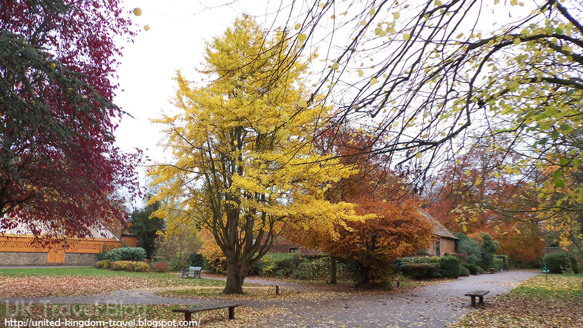 Cedars Park in Cheshunt - The Globe Trotter