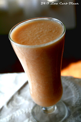 24/7 Low Carb Diner: Cantaloupe Smoothie for Summer Survival
