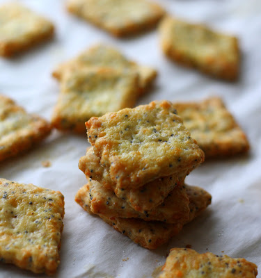 Jane's Sweets & Baking Journal: Parmesan-Cheddar Crackers with Poppy ...