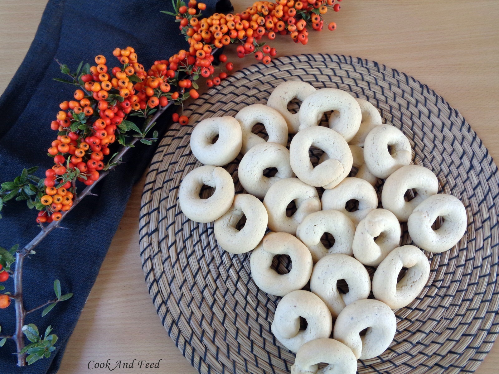 Κουλουράκια Ούζου Με Μπαχαρικά/ Spiced Ouzo Cookies | Cook And Feed