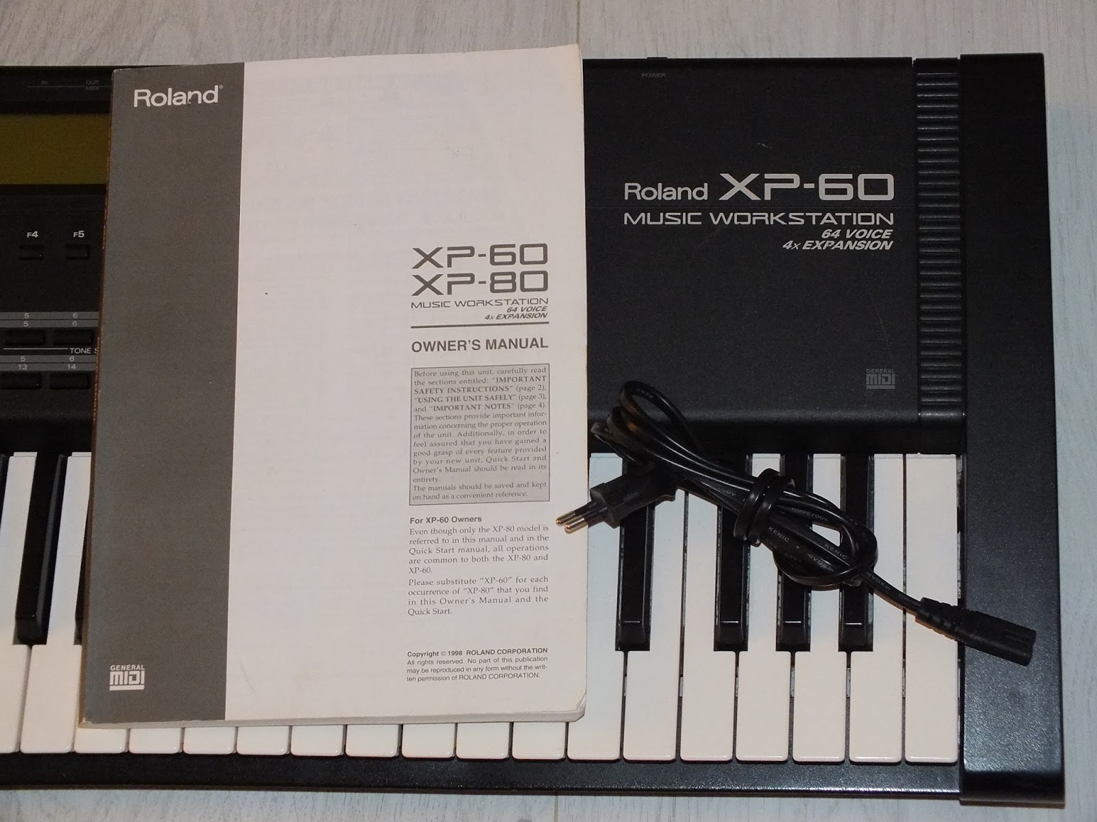 Infrequent Sound [sex.tex] technology: Roland XP-60 Music Workstation ...