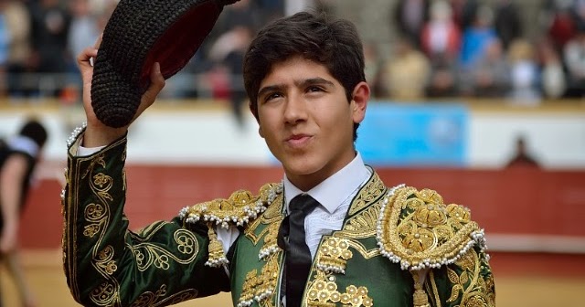 Lascosasdeltoro: Luis David Adame será apoderado por ETMSA.