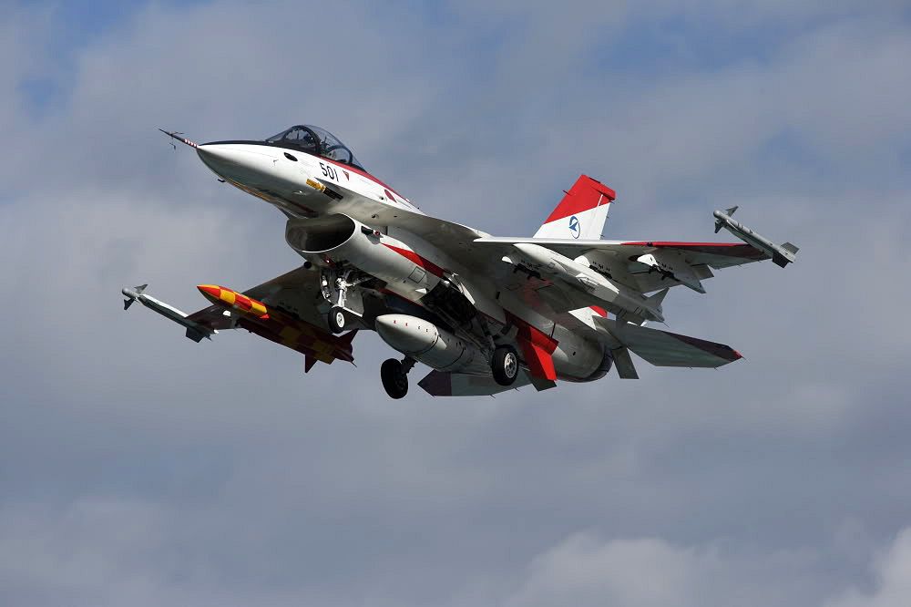 AAG_th บันทึกประจำวัน: ญี่ปุ่นจะพัฒนาอาวุธปล่อยนำวิถีอากาศสู่พื้นร่อน ...