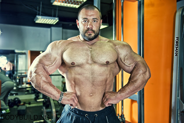 Muscle Lover: Russian Super-Heavyweight bodybuilder Alexey Tronov (2)