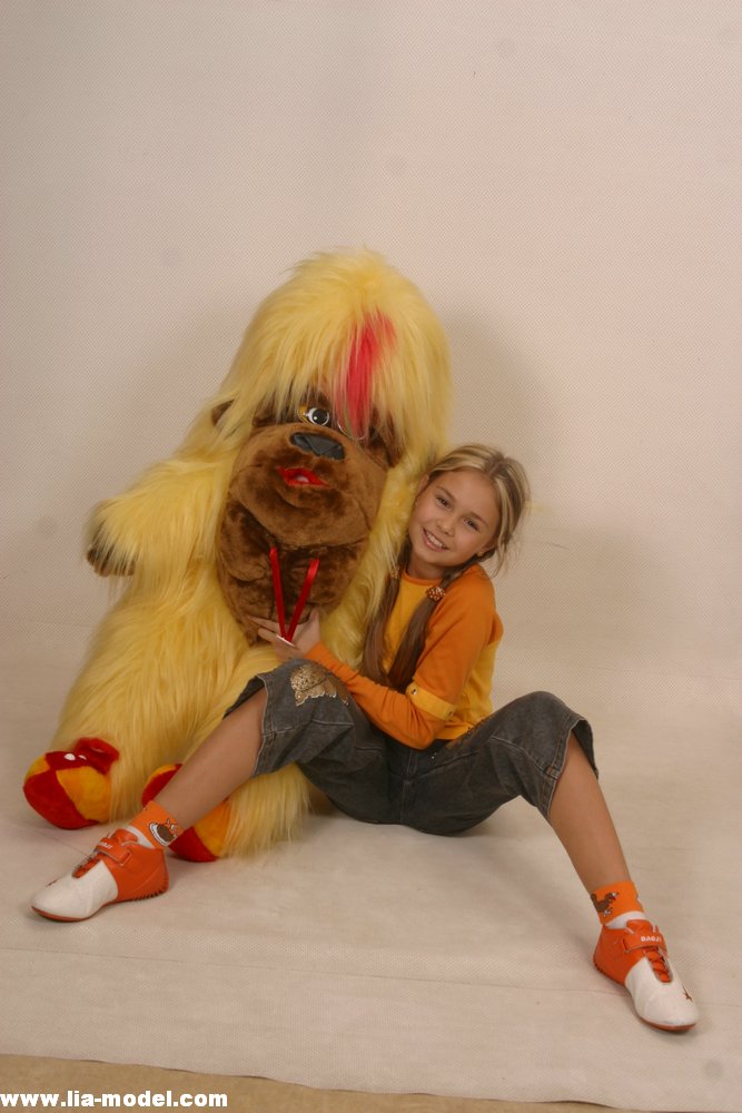 lia model: junio 2011