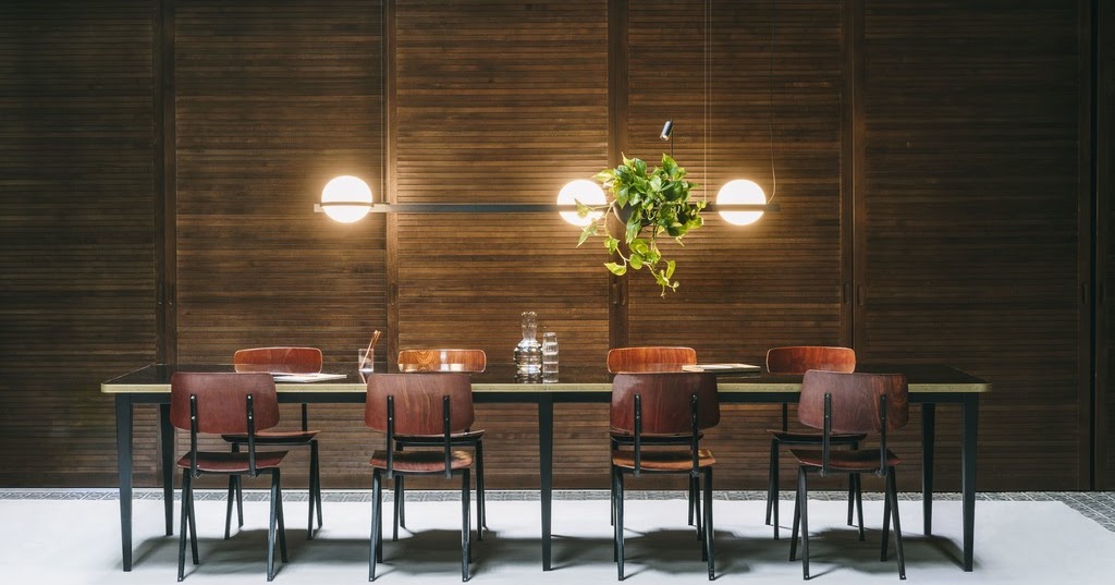 RW PAISAGISMO: ILUMINAÇÃO: PALM LAMP COLLECTION BY ANTONI AROLA