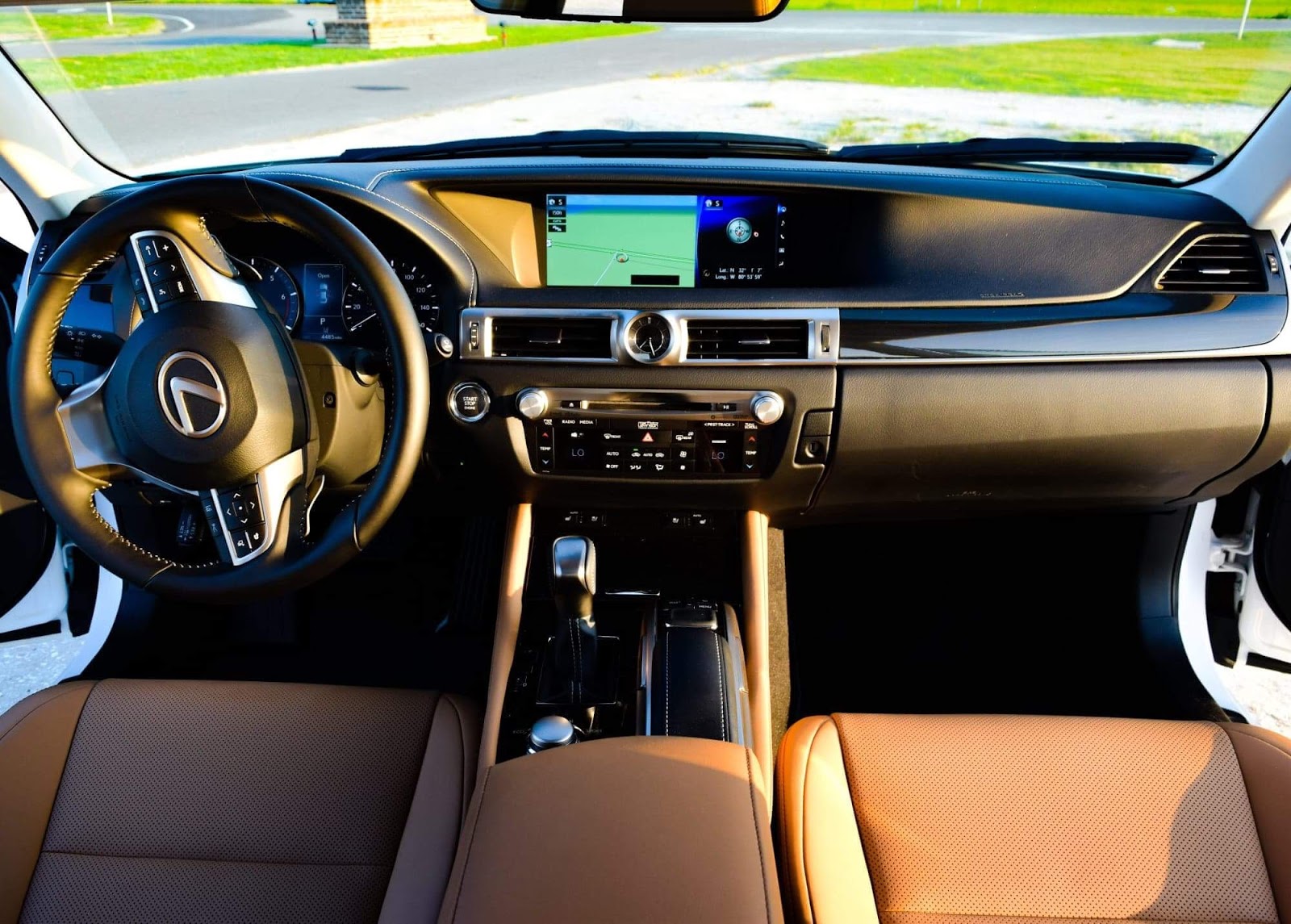 Lexus GS 300- Elegant and Turbo Fast!