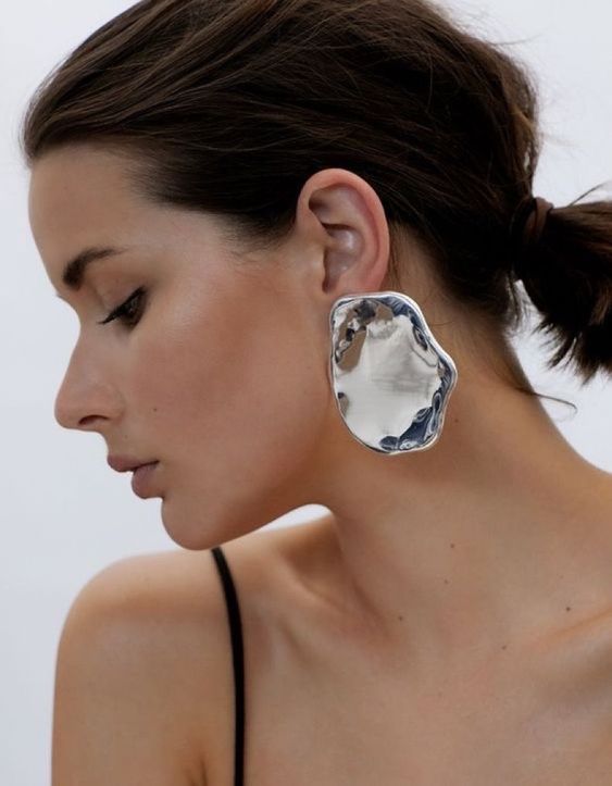 How to Wear Statement Earrings | Melody Jacob