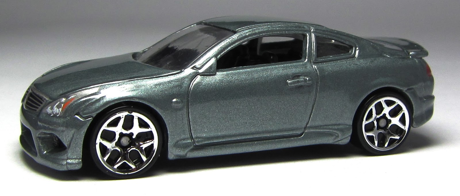 Car Lamley Group: First Look: Hot Wheels Infiniti G37 multipack and ...