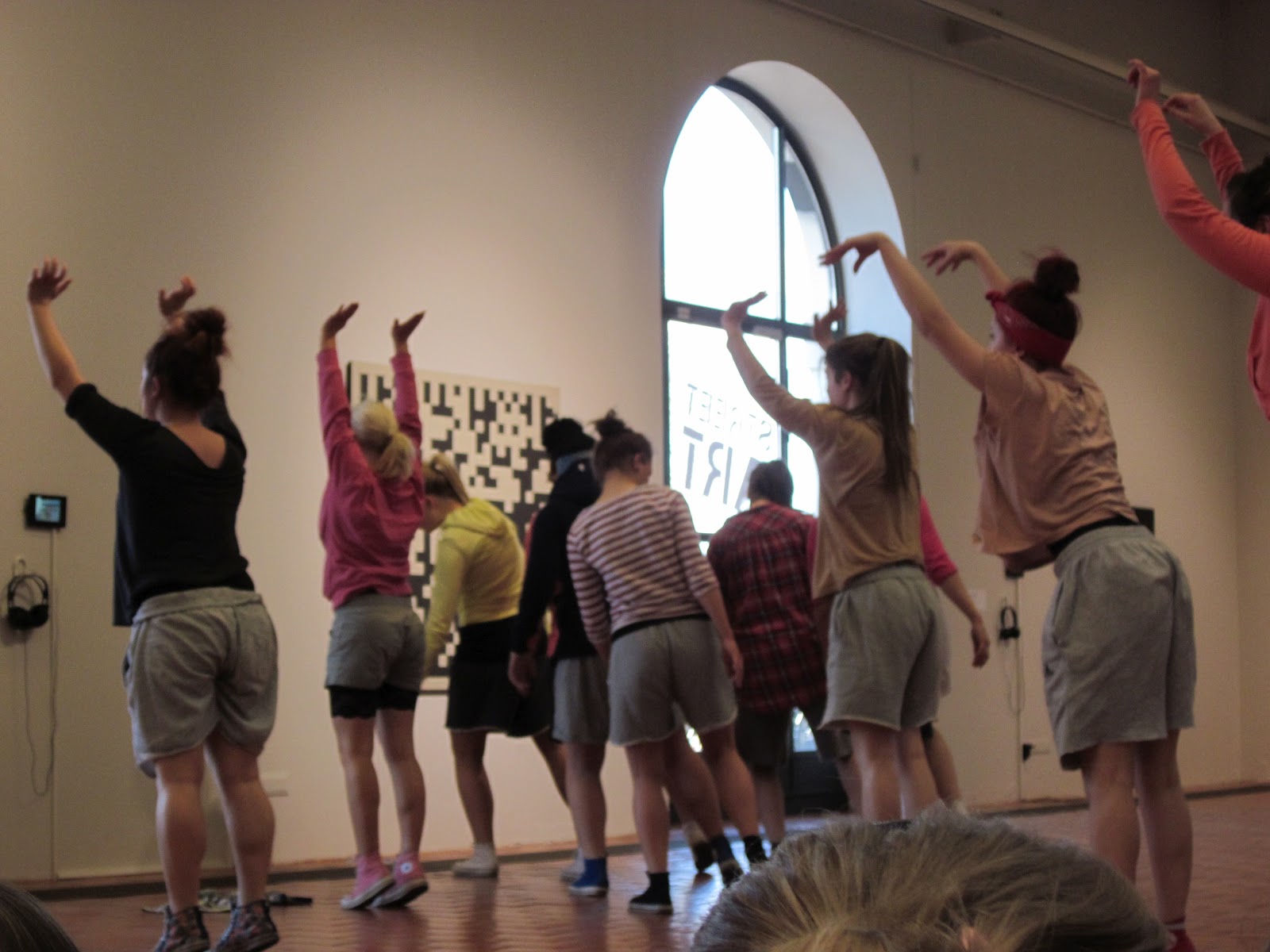 dance like wind: tanssia, ystäviä ja juhlaa!