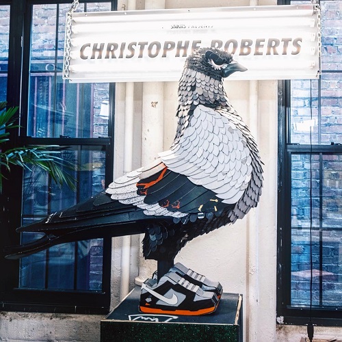 My Owl Barn: Artist Creates Amazing 6 Foot Tall Sculptures With Shoe Boxes