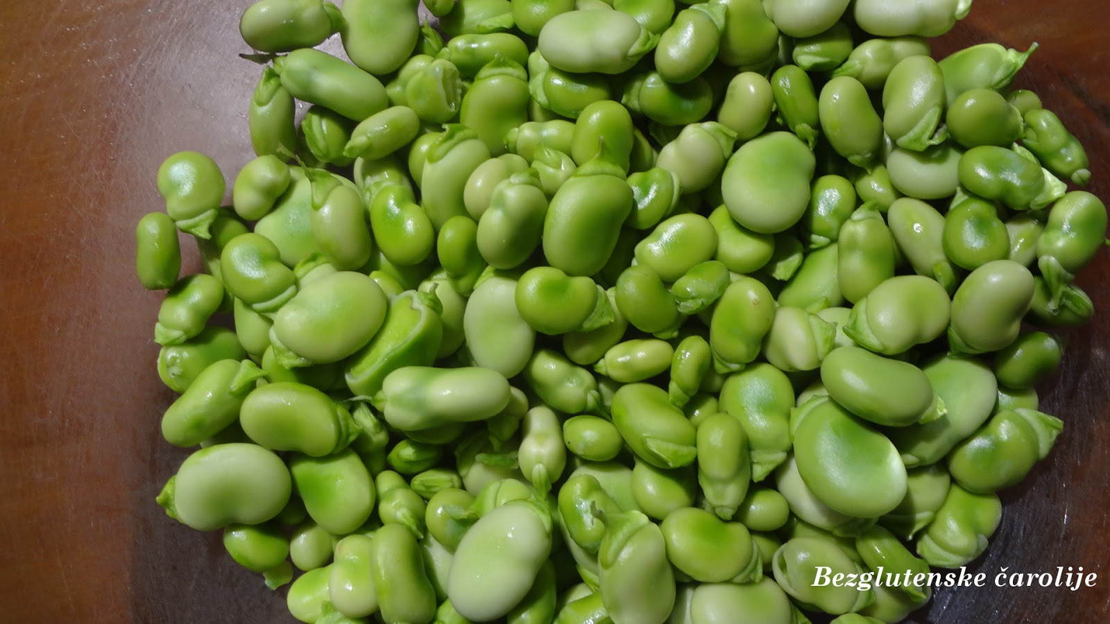 Bezglutenske čarolije: Pihtije od boba