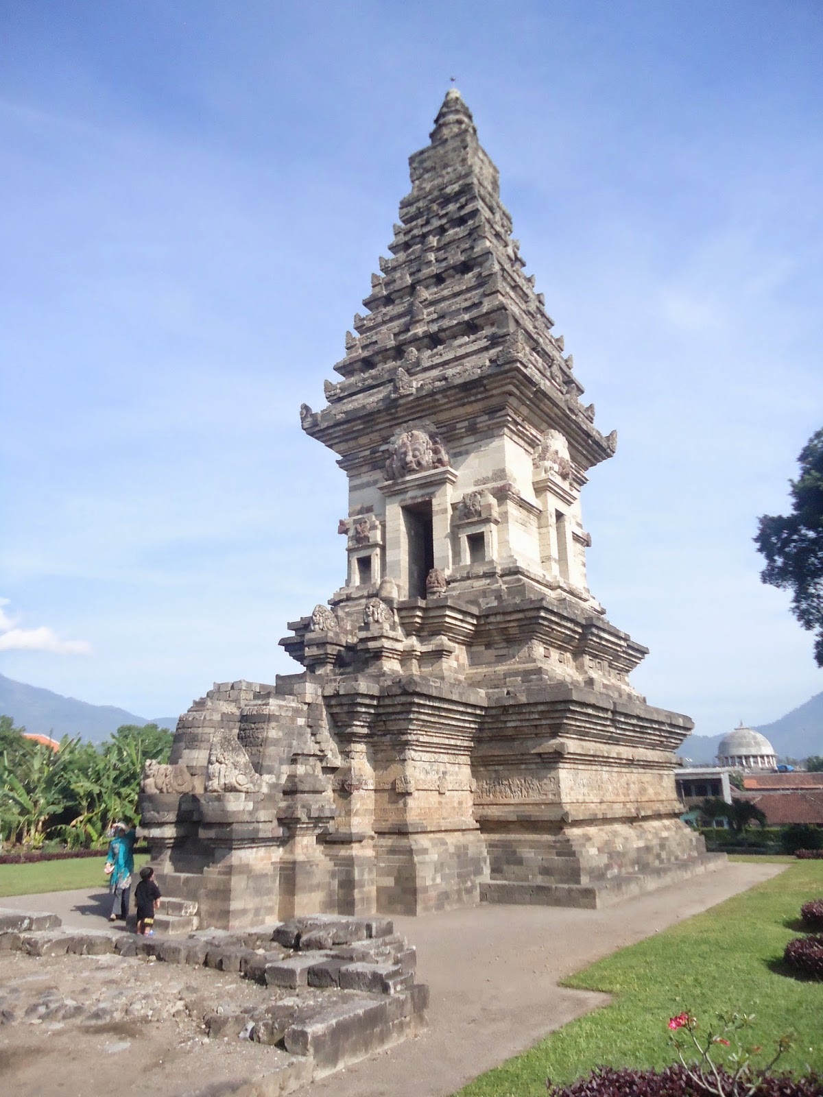 Candi Jawi ; Eksotis, Namun Sering DIlewatkan