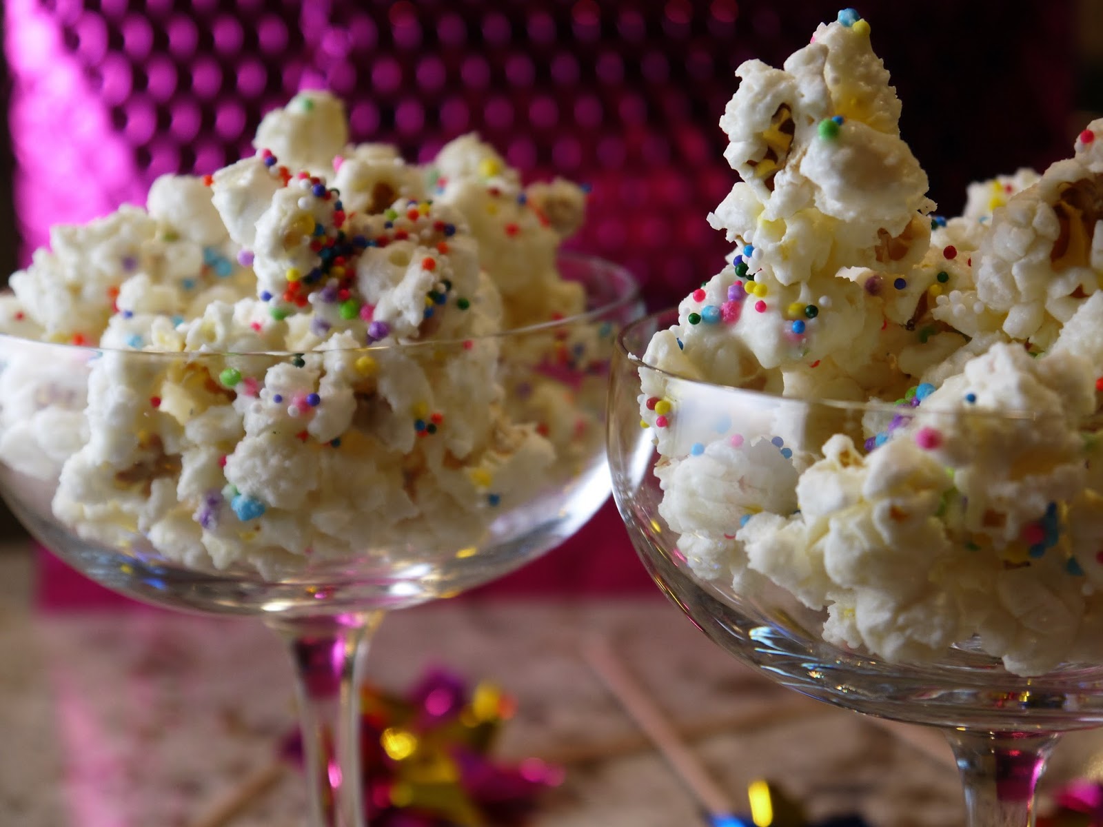 Clockwatching Tart: Birthday Cake Popcorn!