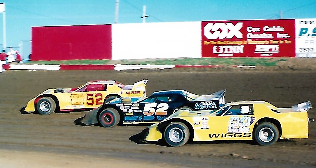 Back Stretch: Found Some Old Late Model Pictures.....