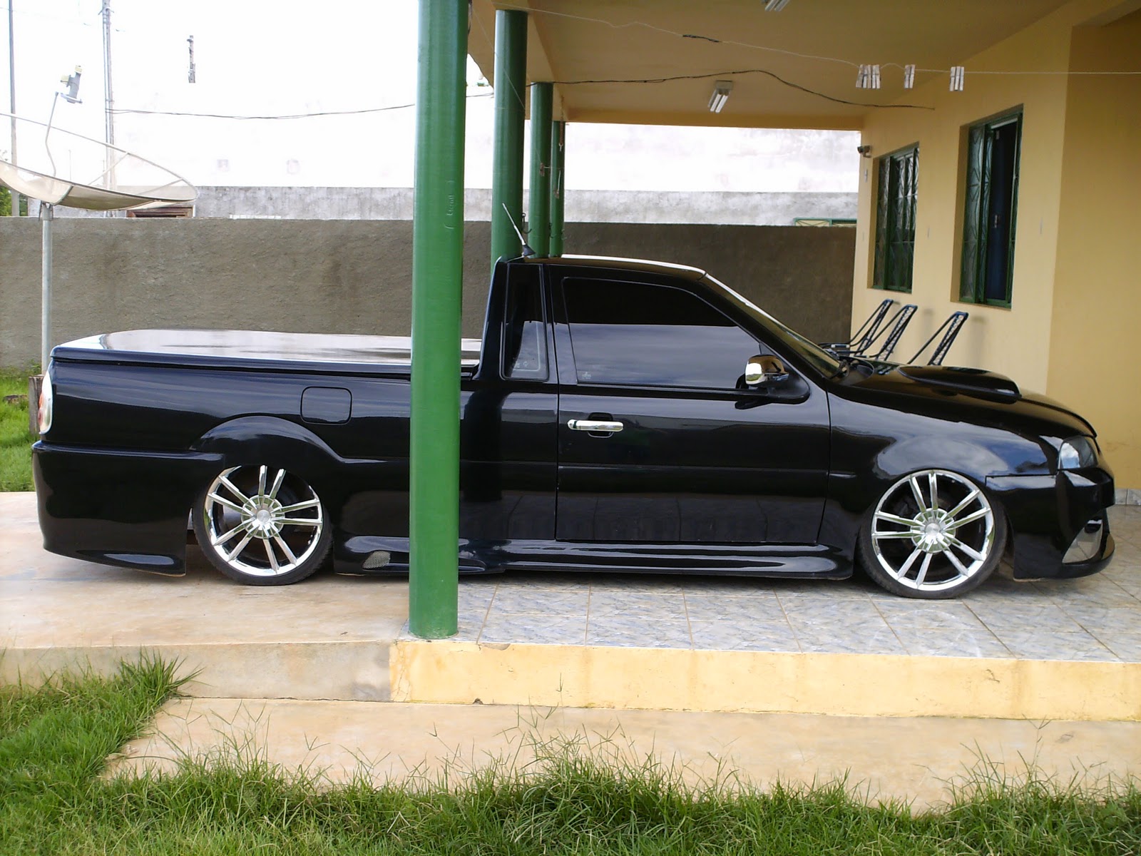 Tuning cars and News: VW Saveiro Custom