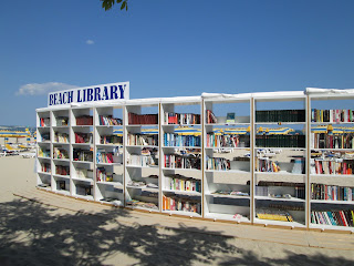EVS at Sofia City Library: Beach library in Albena: now bookworms can ...