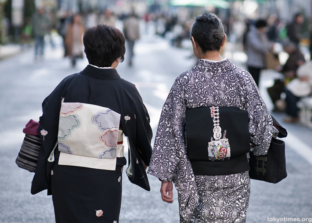 Japan Wannabe: Wafuku: The Difference between Kimono and Yukata