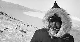 quinuituq-en: Modern versus traditional Inuit life