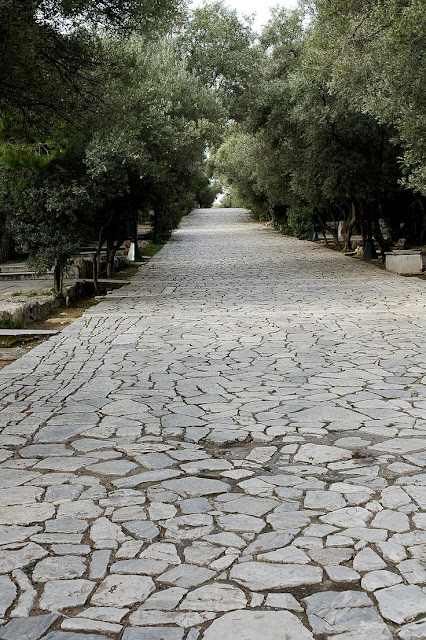 An Uneven Square: The Path of Dimitris Pikionis