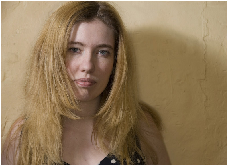 Strobist: Shoot the Bloggers: Sian Meades