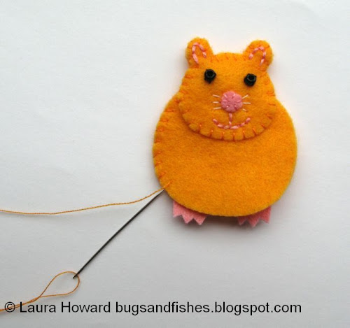 Bugs and Fishes by Lupin: How To: Make a Mini Felt Hamster & Heart