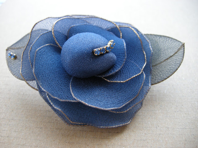 Queenie's Needlework: Mesh Craft