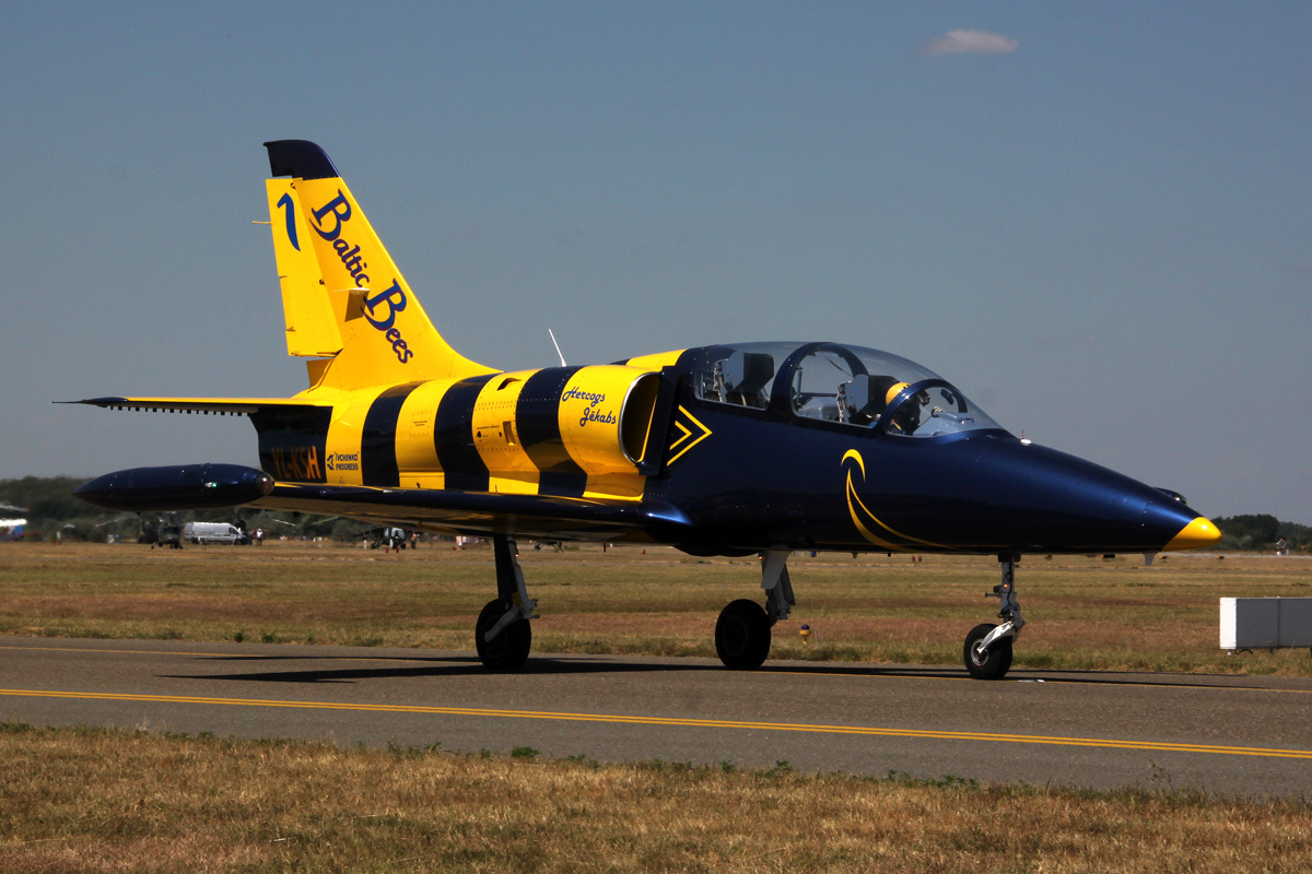 Planes and Trains - Planes 2013: YL-KSH / Aero L-39C Albatros / Baltic ...