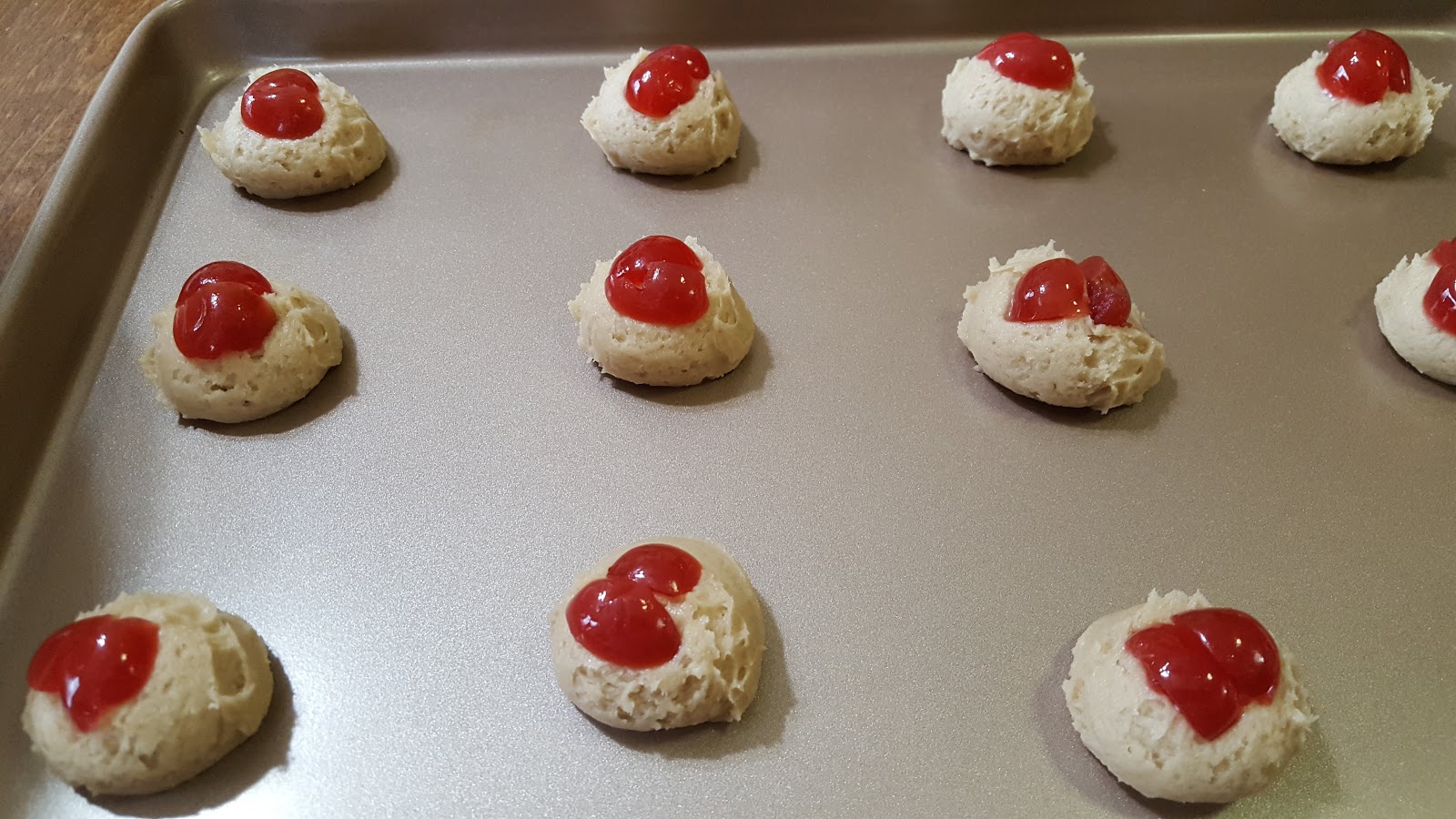 My Patchwork Quilt: CHERRY DROP COOKIES