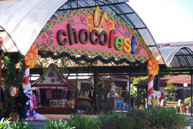 LETRAS SABOROSAS: CHOCOFEST EM GRAMADO, UMA DELÍCIA DE FESTA. - FOLHA ...