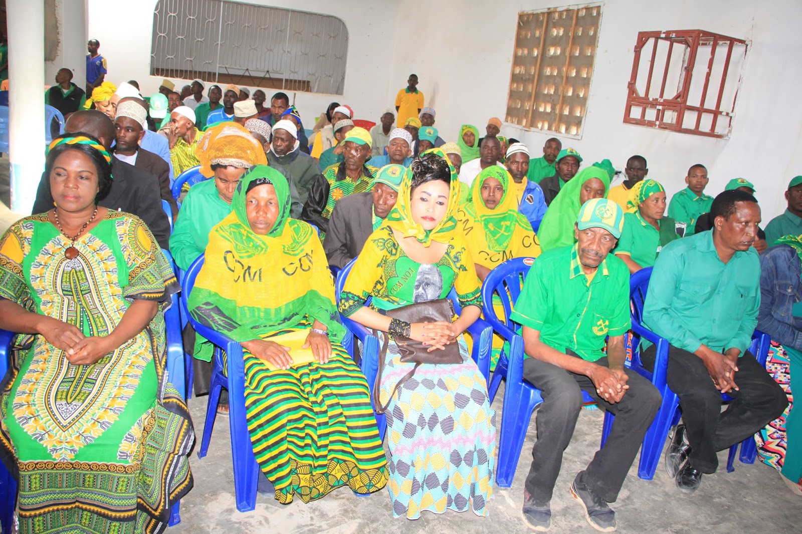 KATIBU MKUU WA CCM, BASHIRU ALI APOKELEWA KWA KISHINDO MKOANI SINGIDA ...