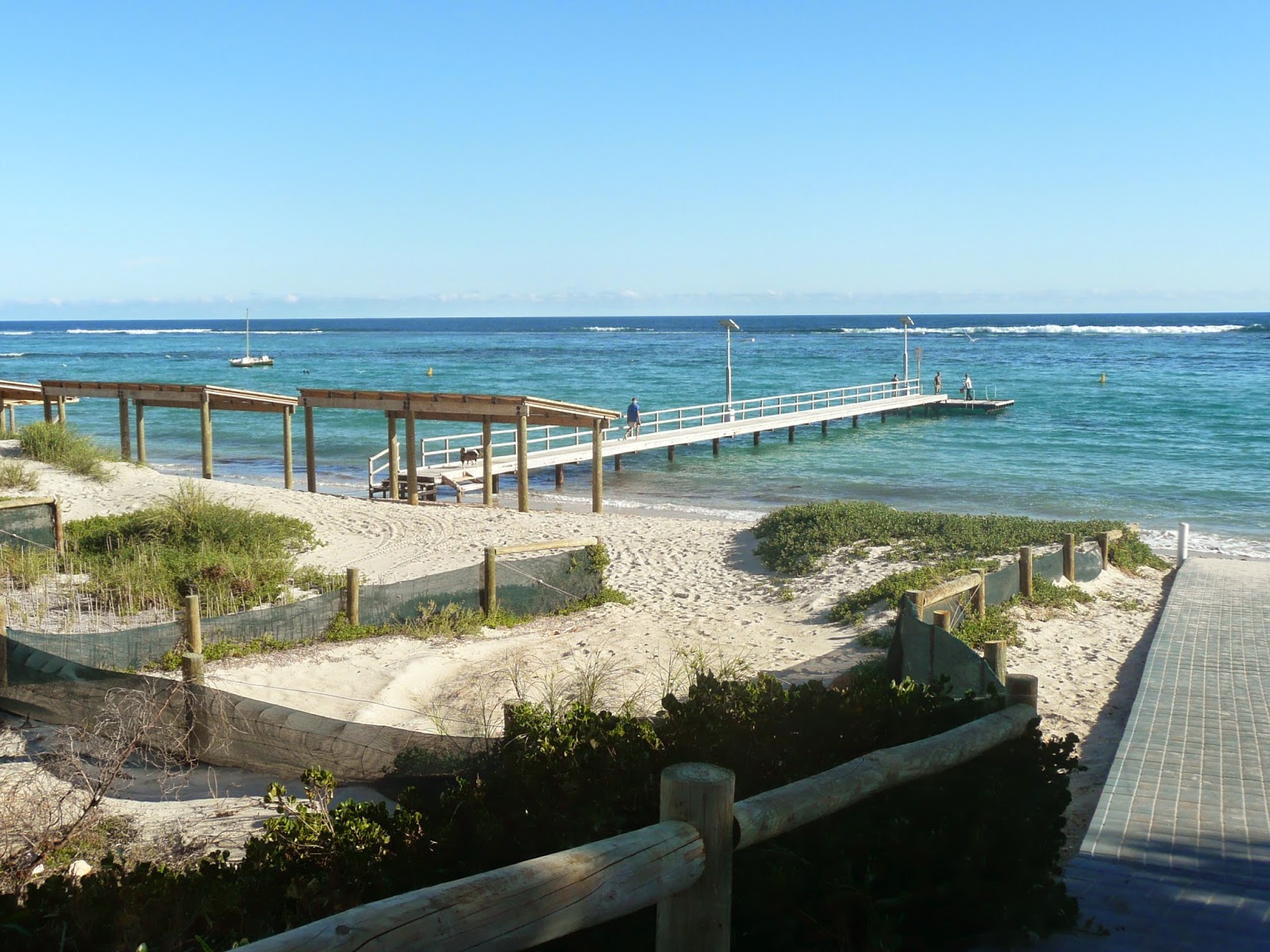MobileMarshies: HORROCKS BEACH 2 - THE TOWN AND BEACHES (16 - 23 MAY 2014)