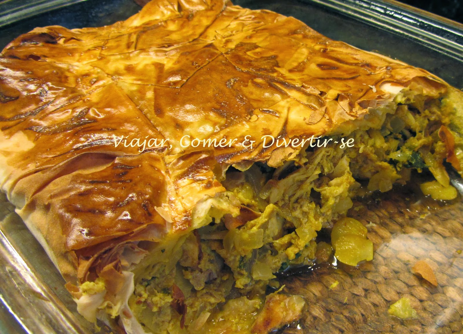 Viajar, Comer & Divertir-se: Pastilla de Frango