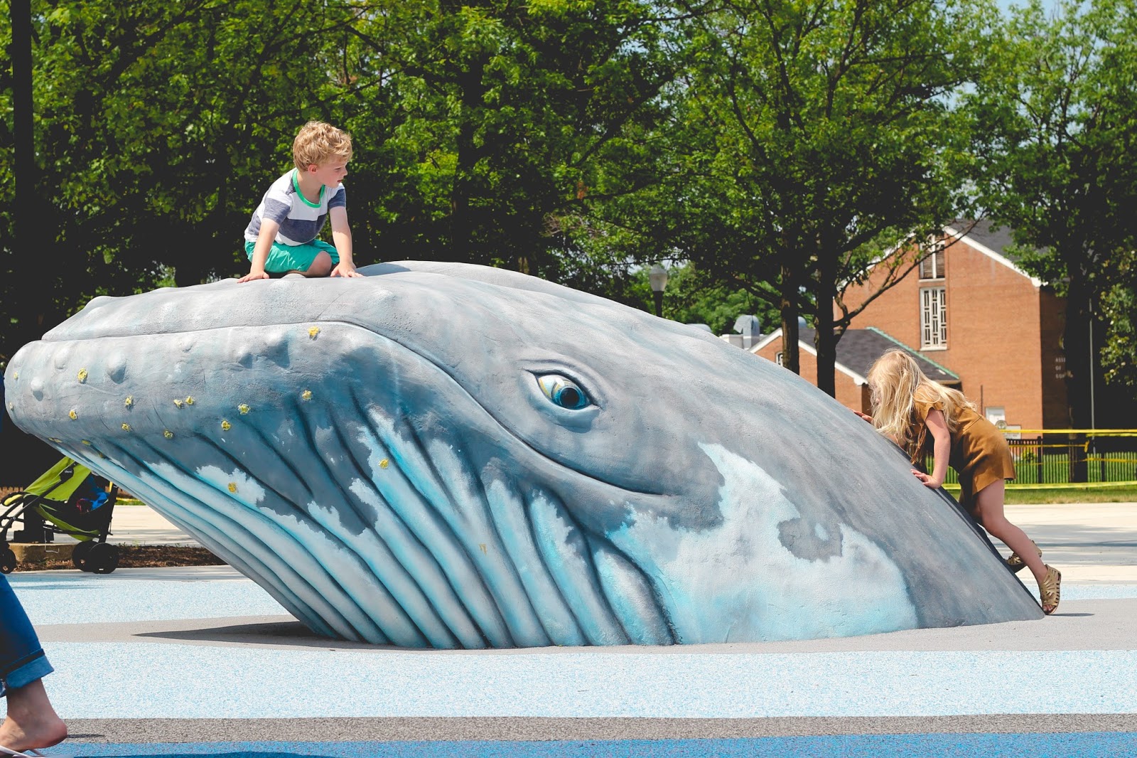 Not-So-SAHM: HENSE Graffiti Church