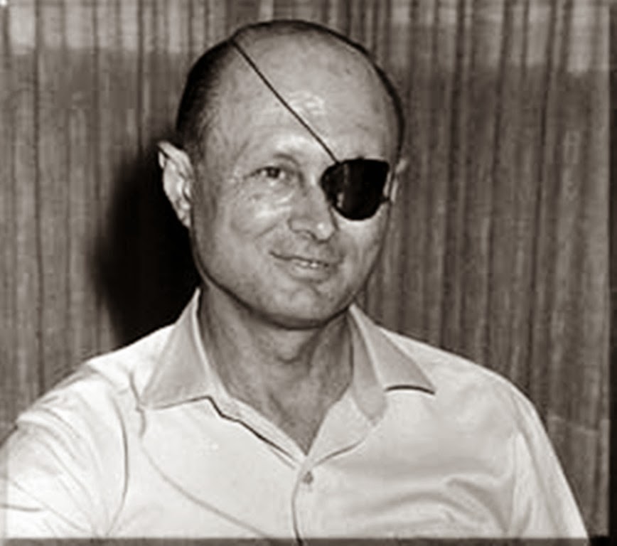MOSHE DAYAN