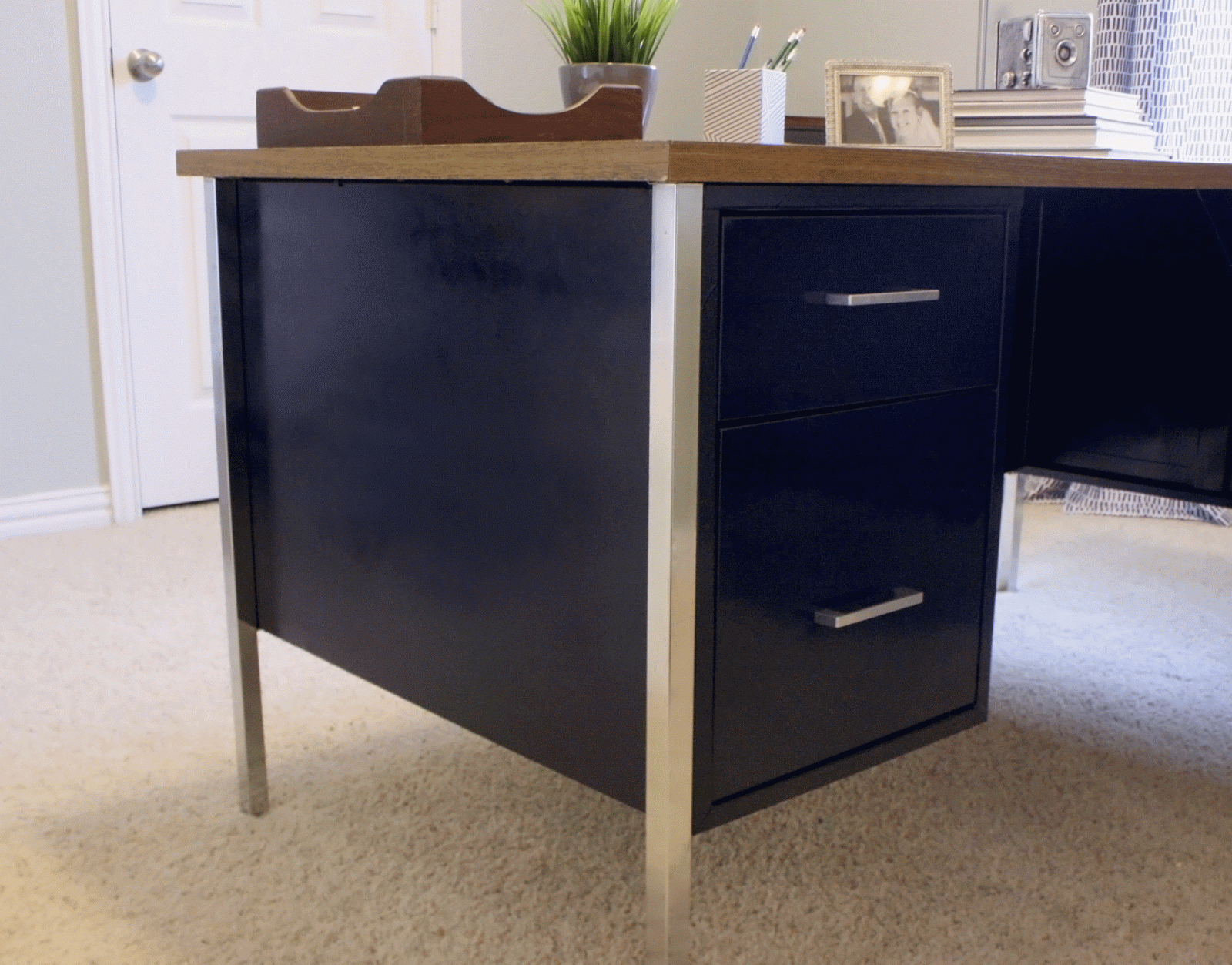 Mid Mod Inspirations: Mid Century Metal Desk Makeover