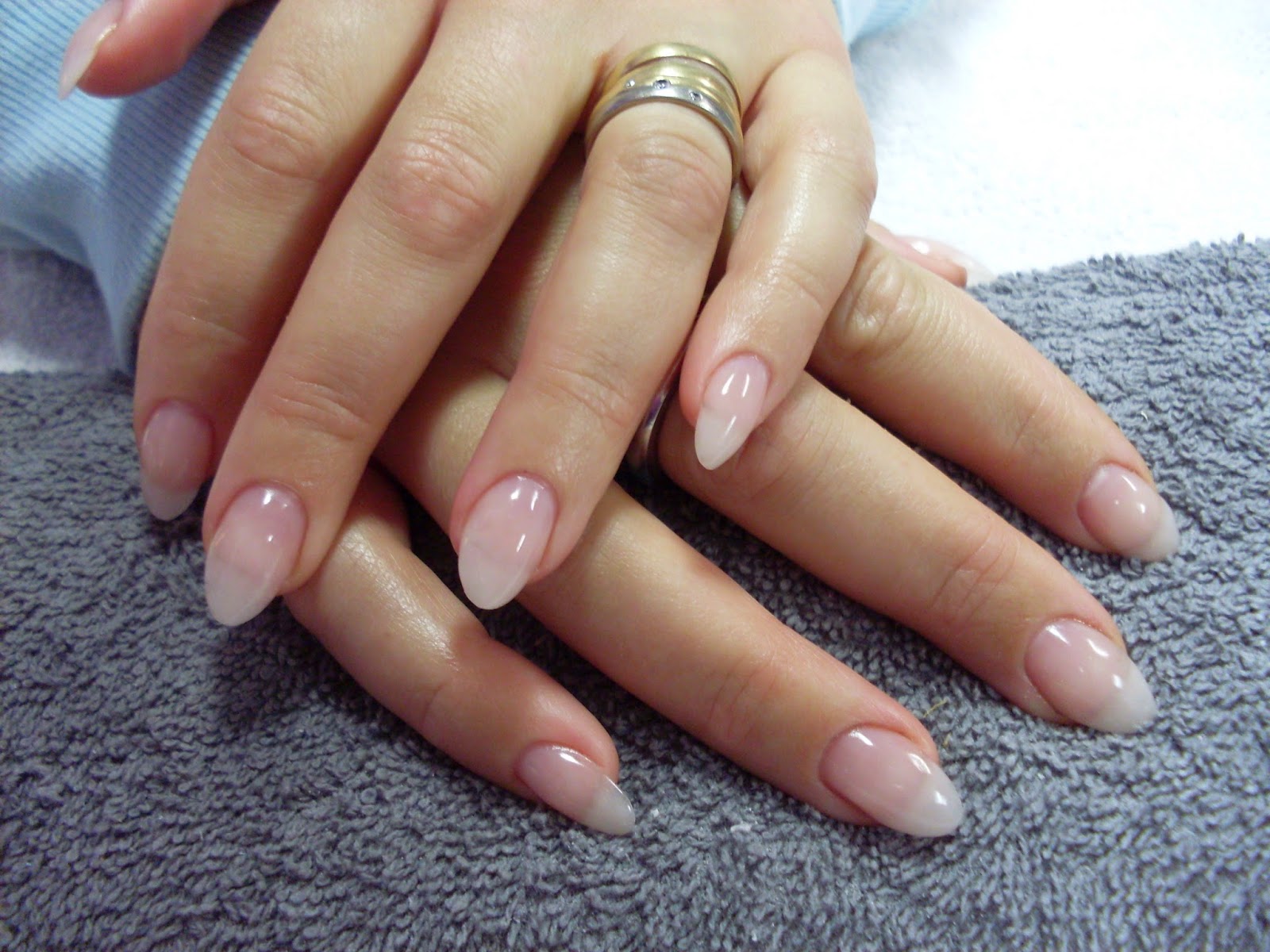 Pixi Nails: Fina naglar till helgen :)