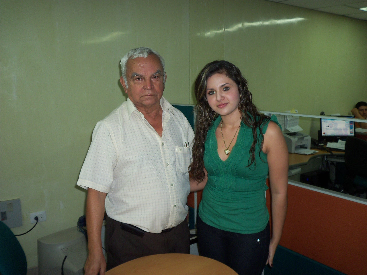 PENSAMIENTO GERENCIAL GRUPO A: ENTREVISTA CON EL EMPRESARIO SR. JOSE GELVEZ DUEÑO Y GERENTE DE ...