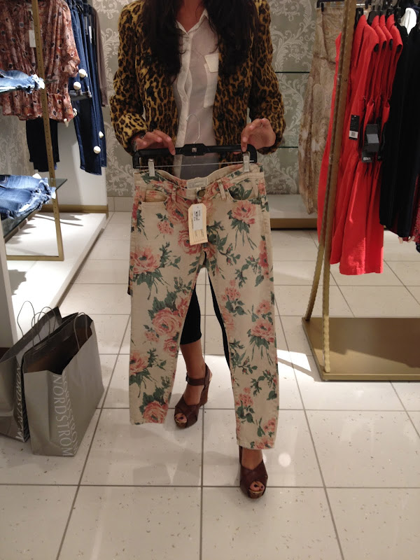 vignette design: Cabbage Roses