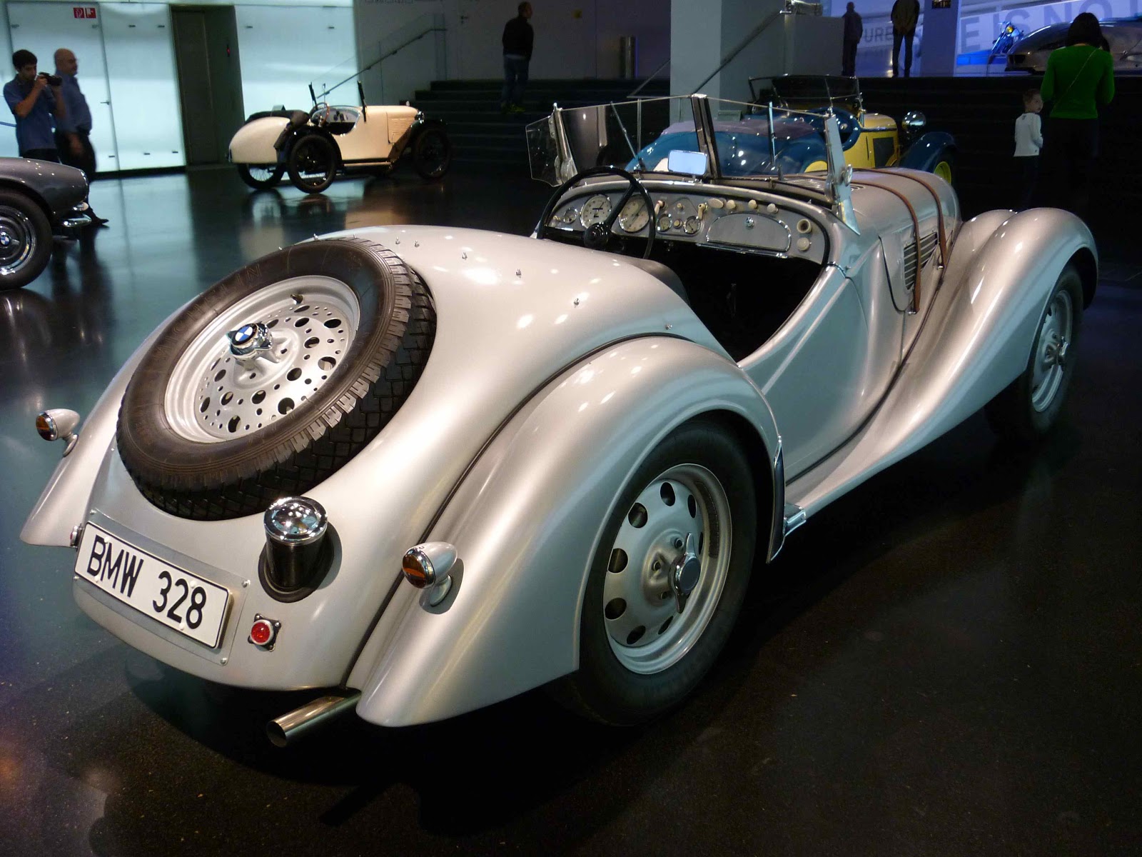 Green Laker: BMW Museum, Pt. II