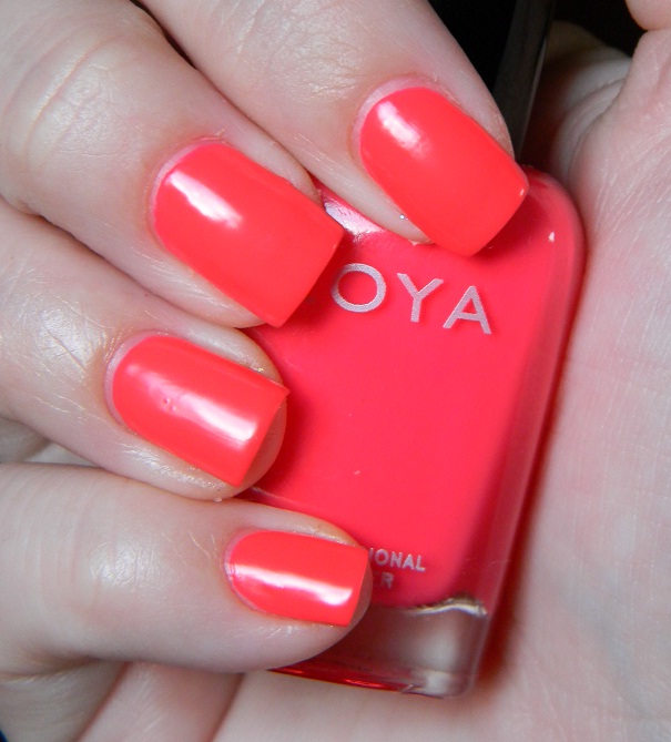 viennettka: Zoya Ali