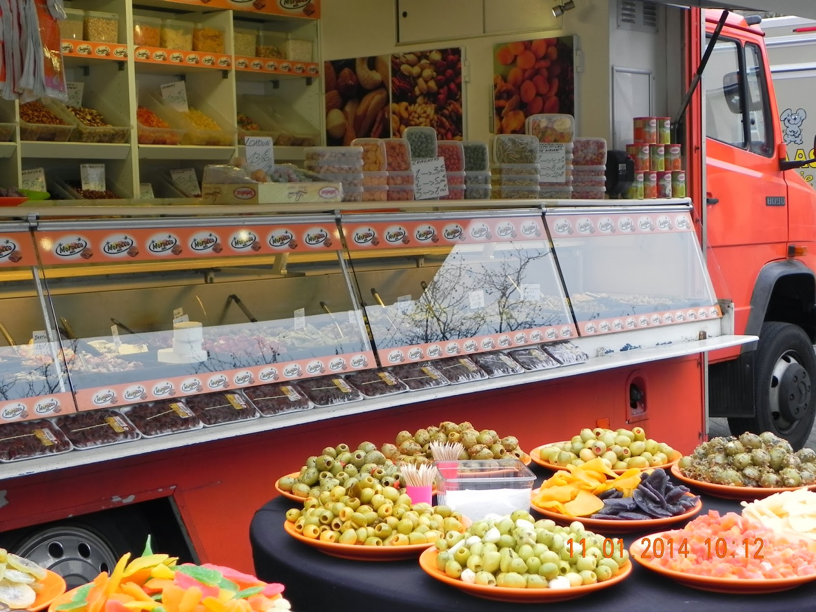 TORFS GILBERT ALLEMAAL FOTO'S: etenswaren markt in hoboken 2014